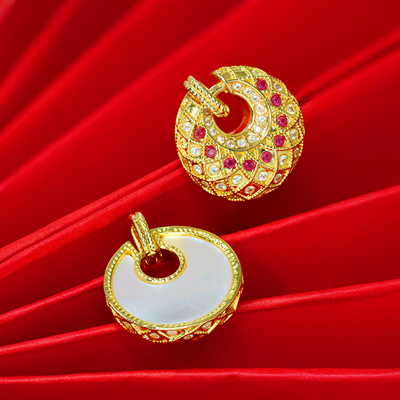 通体18k金唐宫夜宴点钻唐彩吊坠 【QL07506】