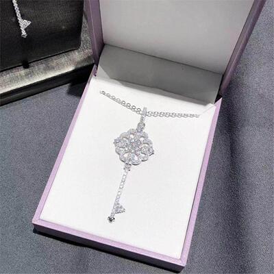 澳洲新品M.H满钻钥匙项链女纯银925毛衣链长款镶钻四叶草礼物时尚