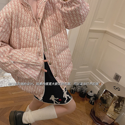 粉色老花90%白鹅绒羽绒服