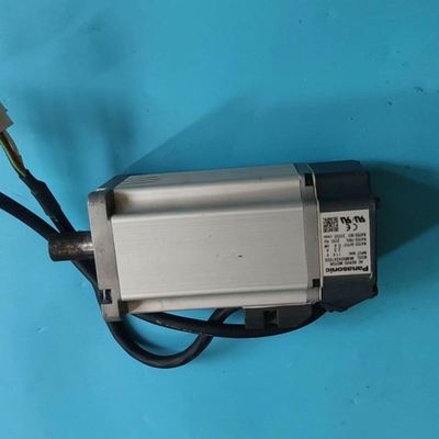 TM241CEC24T。功能正常，接线端子，配件齐全，