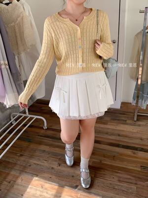 里恩家66800#针织彩扣上衣 黄  蓝  杏  粉 1 2码