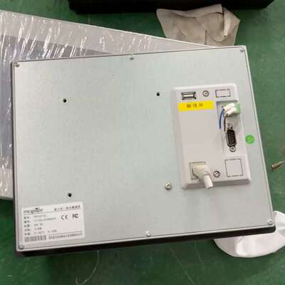 议价崑仑通泰触控屏幕TPC1071Gi 型号如图所示。24V供电