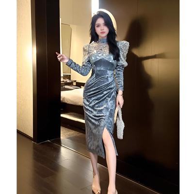21073高端气质风丝绒连衣裙秋装女款新款美拉德穿搭长袖礼服长裙