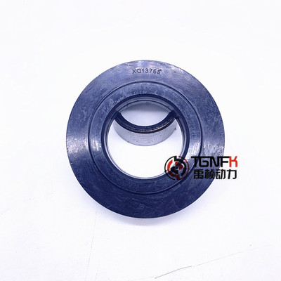 收割机导向轮油封