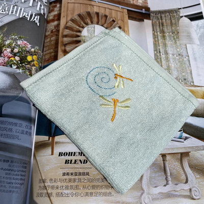 精美绣花鸾歌素锦洗脸擦手口袋巾