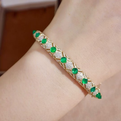 18K金钻石镶嵌 天然哥伦比亚祖母绿手镯 主石2.26克拉 优雅气质