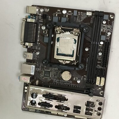 技嘉 GA-H81M-DS2-C 主板，1150针接口，(议价）