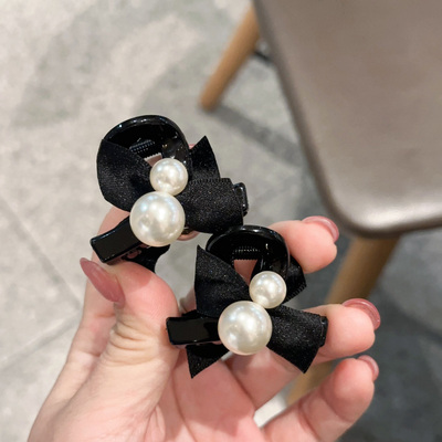 黑色丝带珍珠蝴蝶结迷你刘海抓