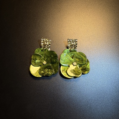 开花的橄榄 Vintage古着 Moss Petal绿色花朵耳钉 耳环 耳饰