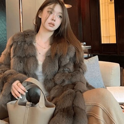 冬季狐狸毛短款皮草外套显瘦