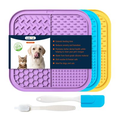 New Pet Silicone Licking Mat Slow Food Maker with Powerful S