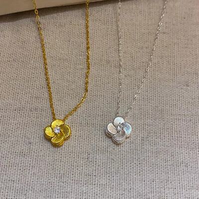 时尚简约镶钻花朵吊坠链条项链甜美小清新高级感ins风锁骨链新款