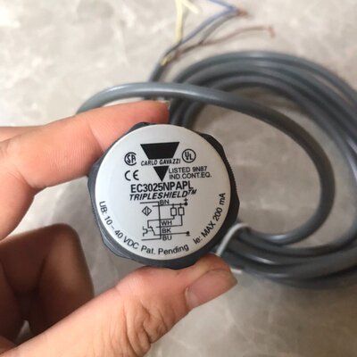 瑞士佳乐CARLO EC3025NPAPL接近开关原装正品，--议价商品