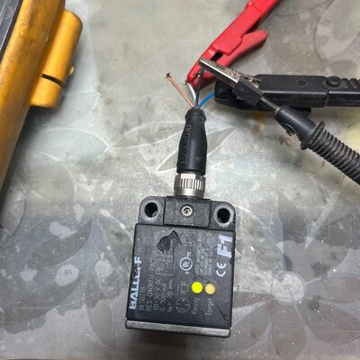 鲁夫传感器BESQ40KFU-PAC20A-S04C 品相不--议价商品