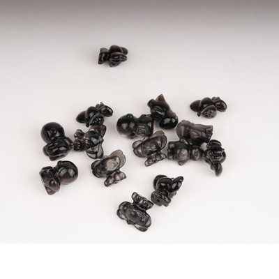 银耀石水晶雕刻件原石矿