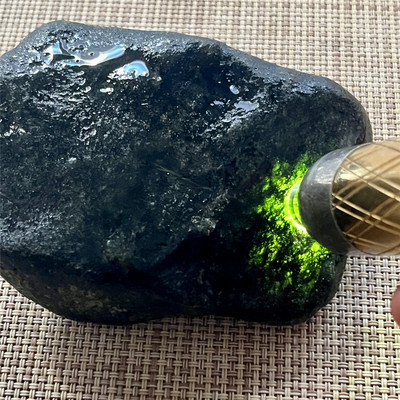 翡翠原石玉石毛料莫湾基冰晴表现