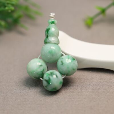 白底飘绿花天然A货翡翠三通佛头