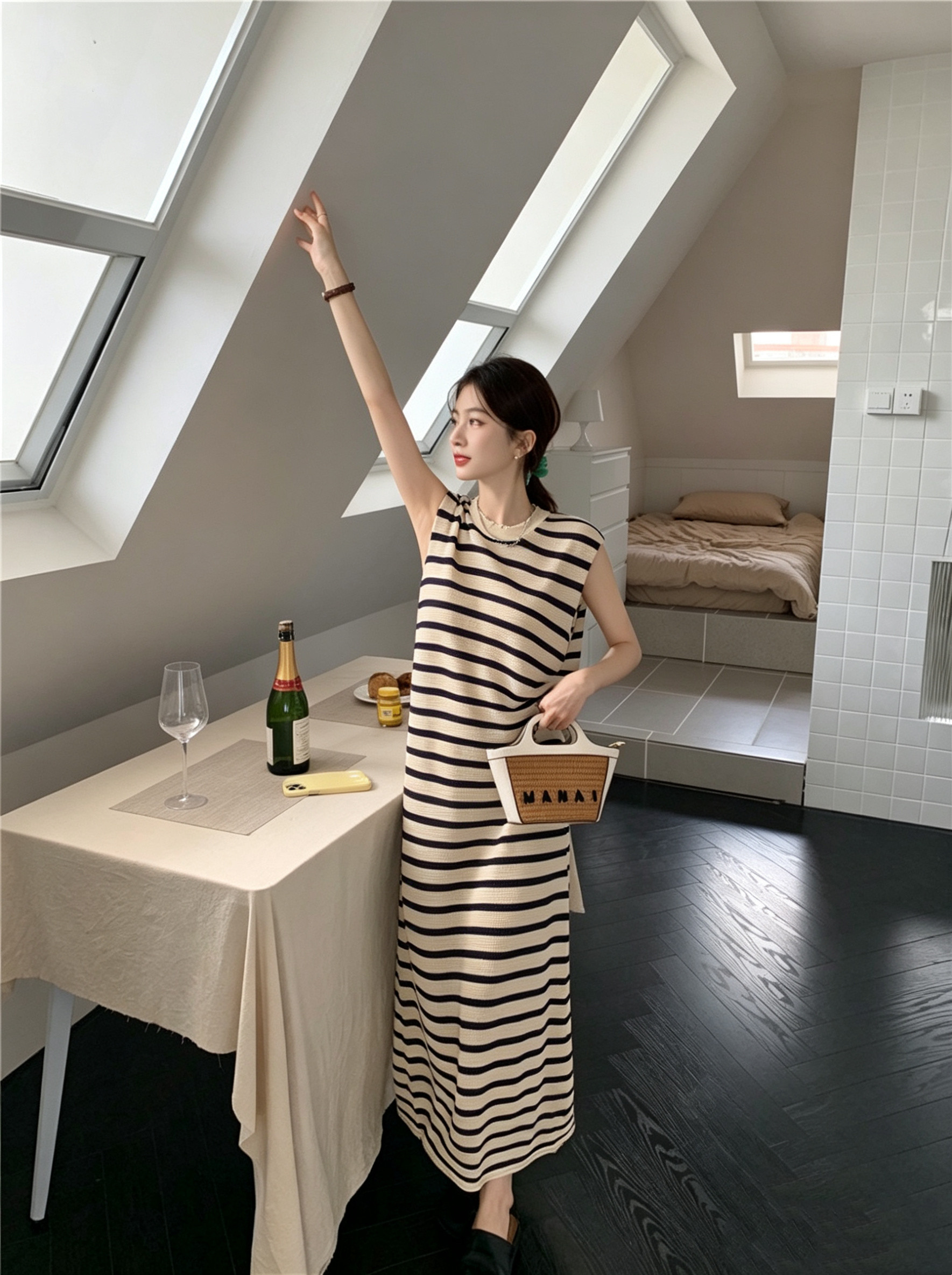 2026新款法式慵懒风针织背心连衣裙女夏宽松显瘦气质长款条纹裙子
