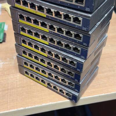 可维修网件GS108Ev3交换机，8口千兆简单网管交换机，实物拍摄?