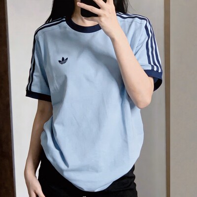 阿迪达斯adidas三叶草蓝色短袖美式复古半袖上衣校园T恤KG6323