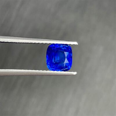 天然皇家蓝色蓝宝石枕形吉尔德证书2.09克拉镶嵌裸石耳钉戒指悠