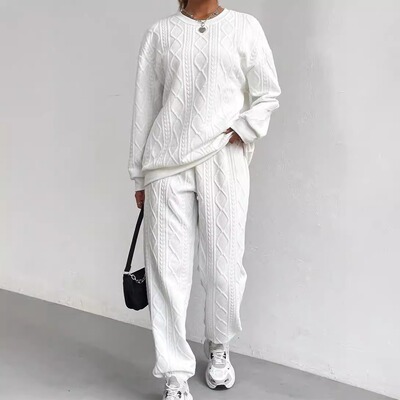 2026 Women's Twist Stitching Crewneck Fashionable Casual Two