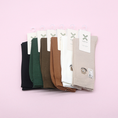 西客优品秋冬百棉刺绣中筒女袜