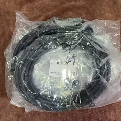 维修CC030VA2F2 ，4，，马达原装线缆全新工程剩余个议价