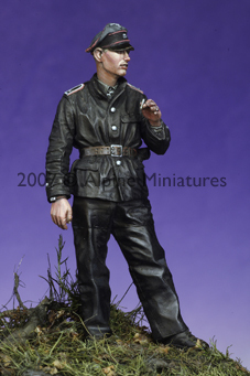 现货 Alpine 35045 Panzer NCO #1 1/35