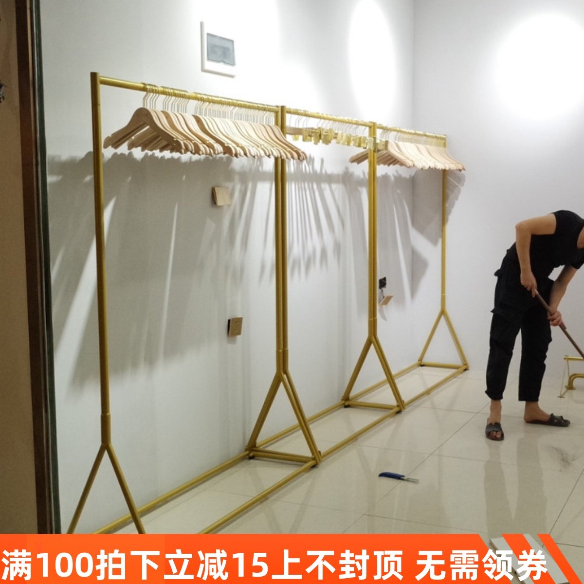 服装店展示架落地式衣服架杆男女装挂衣陈列侧挂架子金色货架铁艺_虎窝淘