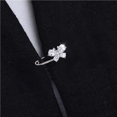 蔓贝贝时尚高闪锆石女性精致胸针