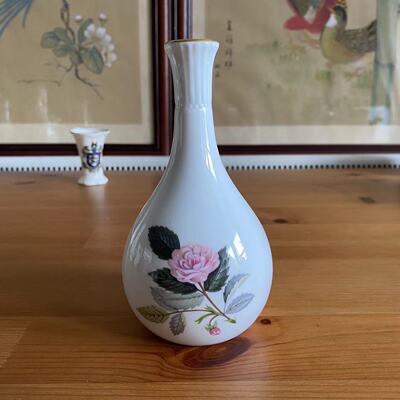Wedgwood 韦奇伍德 Hathaway Rose 海瑟薇玫瑰骨瓷花瓶 中古摆件