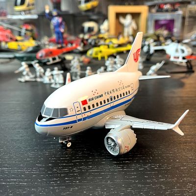 卡通飞机Q版合金客机飞机蛋机中国国际航空波音737MAX模型摆件