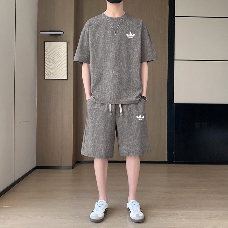奥莱专柜休闲运动套装男夏季新款青年圆领短袖短裤宽松百搭两件套