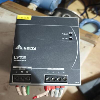 台达LYTE 480W开关电源，型号DRL-24V480Wp