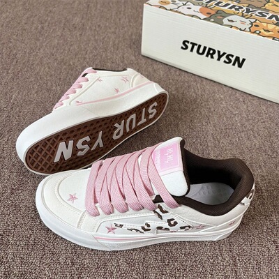 白粉色豹纹星星帆布滑板鞋女2026夏季新款小众百搭低帮运动休闲鞋