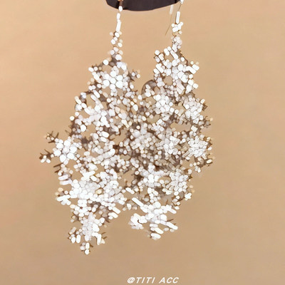 精致闪耀雪花流苏耳环女轻奢高级感气质耳钉冬季氛围感晚礼服耳饰