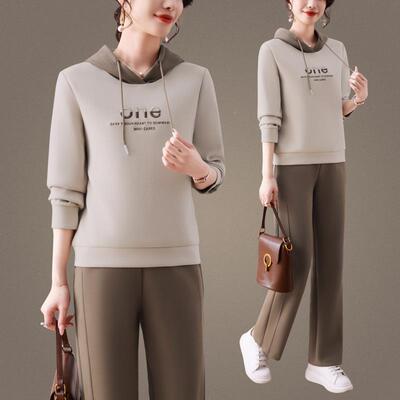 衣闲运卫动套女春秋新款XRS洋气质连帽休服减龄显瘦妈妈两装件套