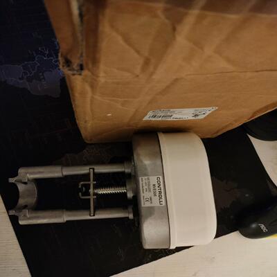 MVE506执行器 CONTROLLI 600N带包装(雅子机械）