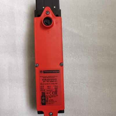 议价XCSLE3737312 安全互锁开关 24V电压 工控配件维修