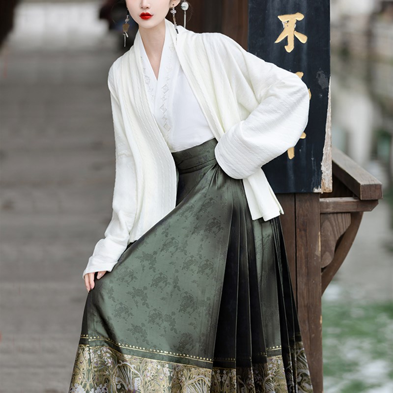 汉服女秋款唐装女装中国风年轻款新E中式轻国风上衣改良马面裙套