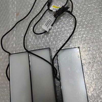询价光源ZVFP-13550-W有3个，带3米线，实图，标单可维修