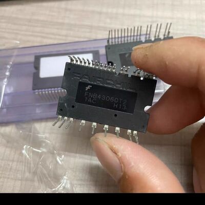 仙童FNB43060T2模块 型号完整清晰 引脚完好。