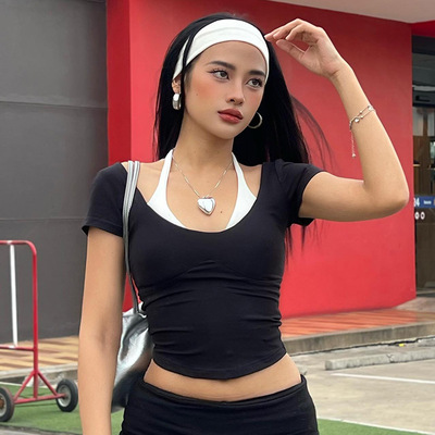 Fake two neck hanging slimming tops 假两件挂脖修身显瘦上衣女