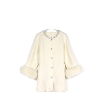 7332珍珠韩系袖口狐狸毛外套