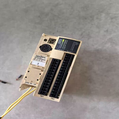 议价PLC主机模块TWDLMDA20DRT件，通