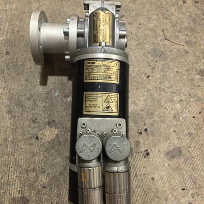 SSN40-1GHAR-056C22 伦茨伺服电机 带减速器 0.4KW 230V议价维修