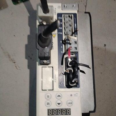 LXM23DU07M3X 伺服驱动器 750W议价维修