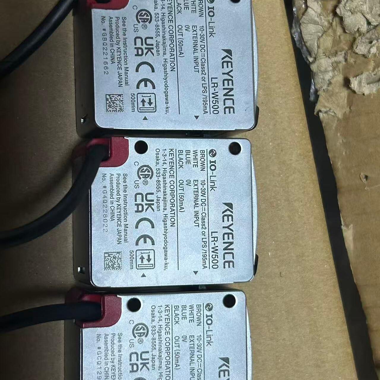 LR-W500 激光传感器 工业工控光电检测器件议价维修