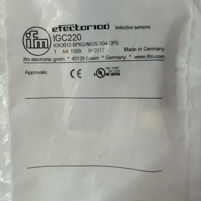 #接近传感器易福门IGC220   IGC206接近传感器I